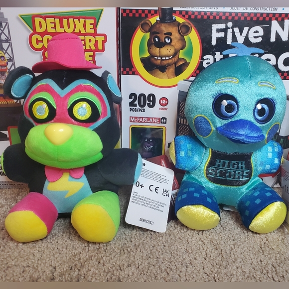 McFarlane Toys | Toys | Five Nights At Freddy Collection Lot Deluxe ...